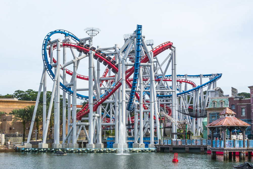 Battlestar Galactica: Human vs Cylon (Human) at Universal Studios ...