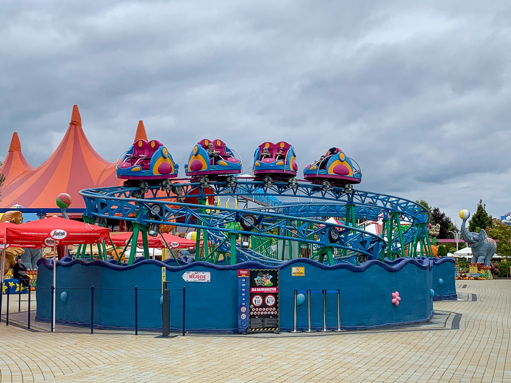 Happy Loops at Energylandia : Neil Tonge